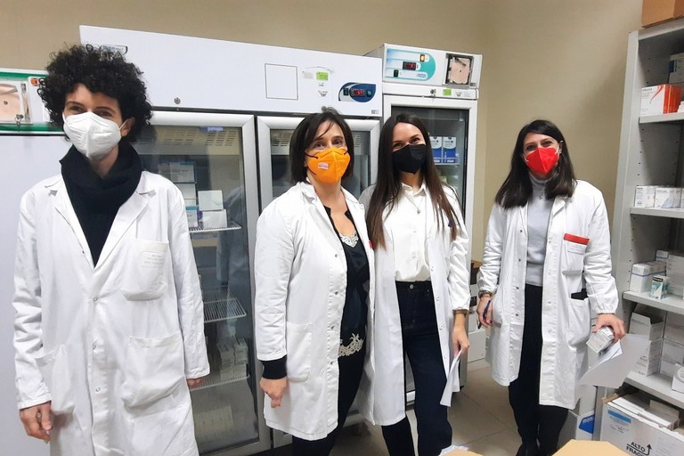 Altamura: Dai fiori agli usi curativi: come la Cannabis terapeutica ...